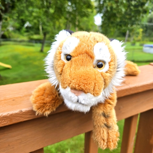 GANZ | Toys | Vintage Realistic Bengal Tiger Ganz Plush 7 | Poshmark